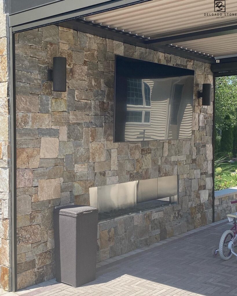 Buy Delgado Stone Colonial Tan Square and Rectangle Veneer on Long ...