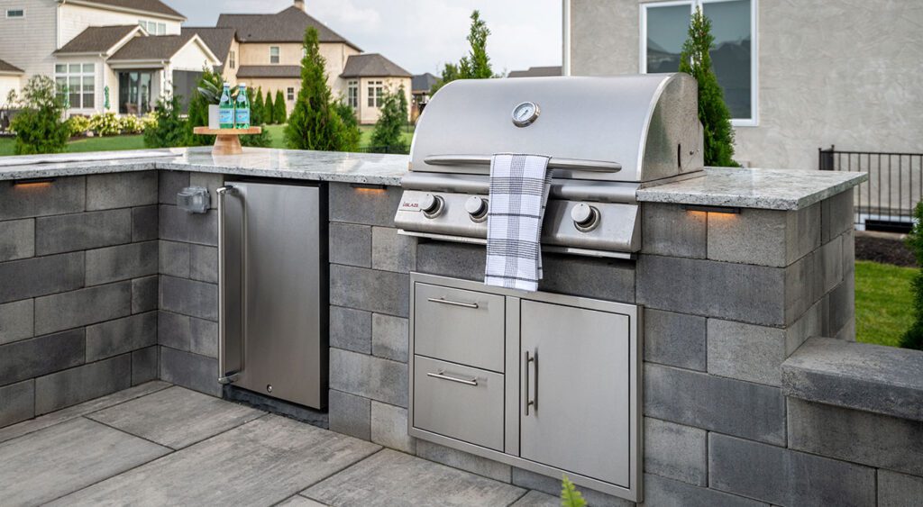 Buy Unilock Pisa XL Smooth Edge Wall — Long Island, NY & NYC Delivery ...