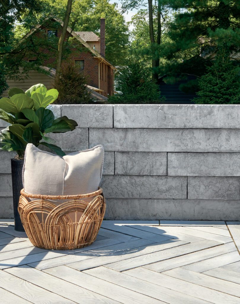 Buy Techo-Bloc Röcka Wall —Long Island, NY & NYC Delivery - Astro Masonry